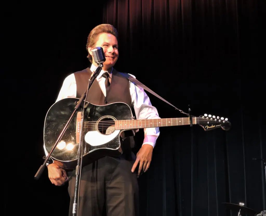 Tribute to Johnny Cash with Mitchell Hall and the Tennessee Trio